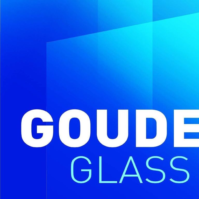 Goude Glass I Table en verres, verrières, vitrines, crédences I Cuisine 16
